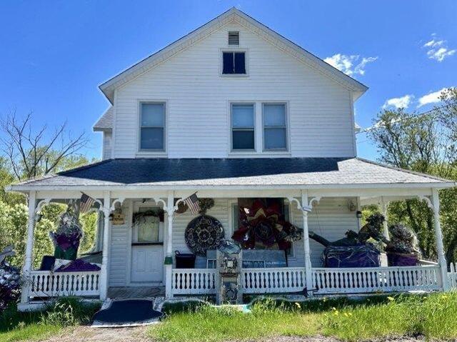 3 bedroom, Brownville ME 04414 104300224