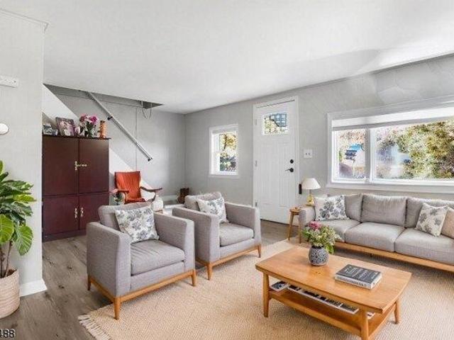 3 bedroom, Butler NJ 07405 105124756