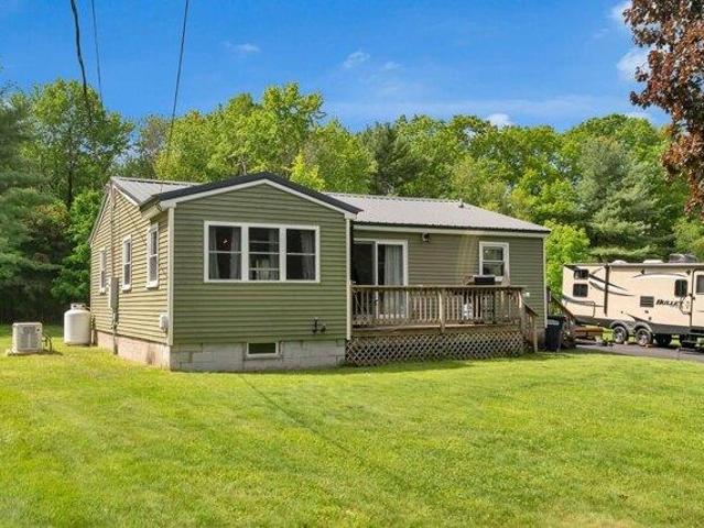 3 bedroom, Buxton ME 04093 103667182
