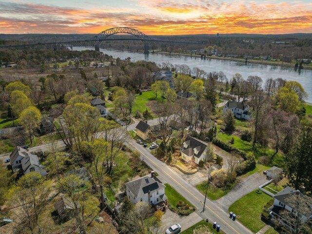 3 bedroom, Buzzards Bay MA 02532 102583378