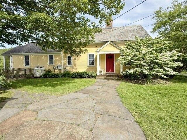 3 bedroom, Buckland MA 01338 103588686