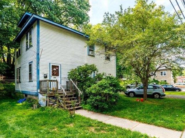 3 bedroom, Buckland MA 01370 104295707
