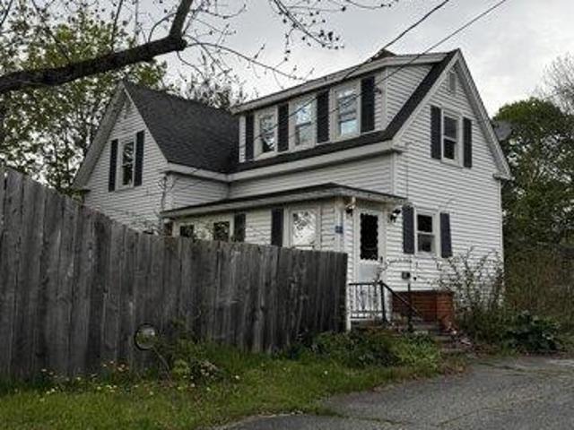3 bedroom, Bucksport ME 04416 103967295