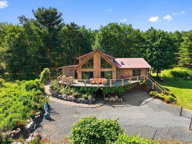 3 bedroom, Bucksport ME 04416 104009411