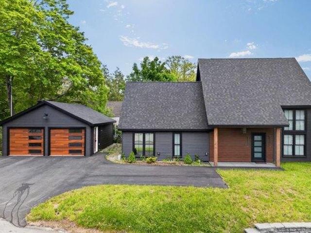3 bedroom, Bucksport ME 04416 104153136