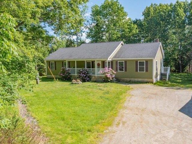 3 bedroom, Bucksport ME 04416 104265310