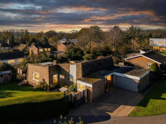 3 Bedroom Detached House
