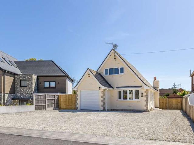 3 Bedroom Detached House