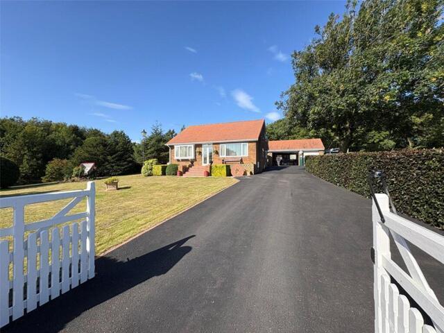 3 Bedroom Bungalow County Durham County Durham LS99236972
