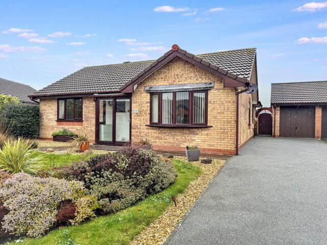 3 Bedroom Bungalow Conwy Conwy 100024081