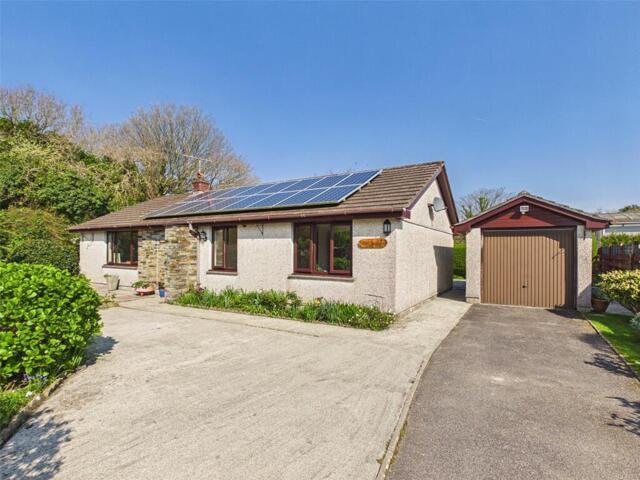 3 Bedroom Bungalow Cornwell Oxfordshire 101059855