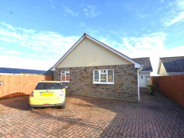 3 Bedroom Bungalow Callington Cornwall LS100024062