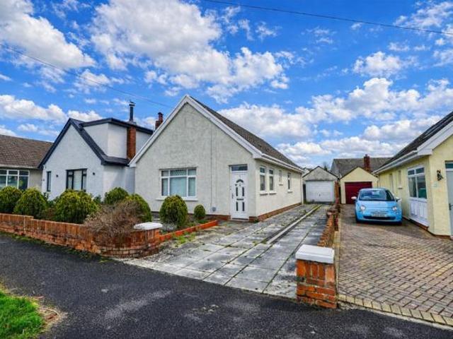 3 Bedroom Bungalow Cardiff Cardiff LS101996311