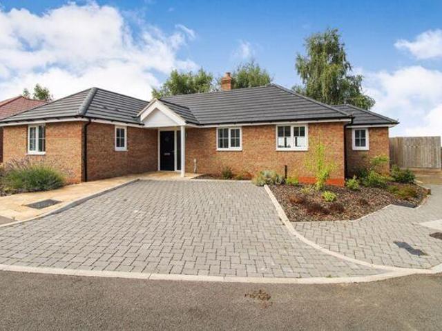 3 Bedroom Bungalow Central Bedfordshire Central Bedfordshire 99277932