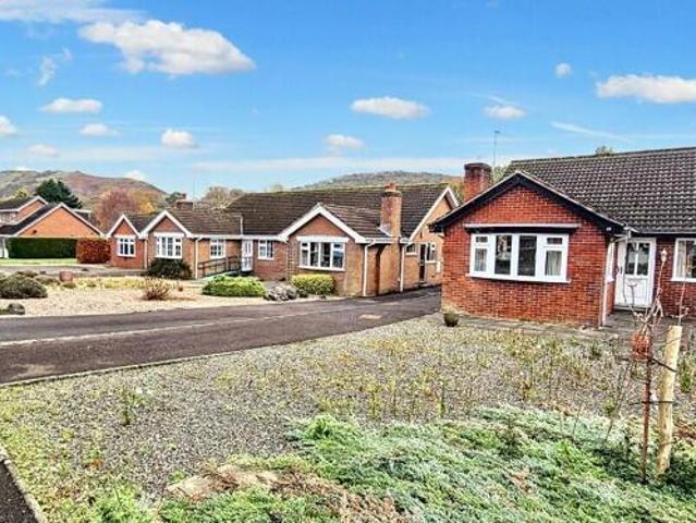 3 Bedroom Bungalow Church Stretton Shropshire SY6 6AE 88038629