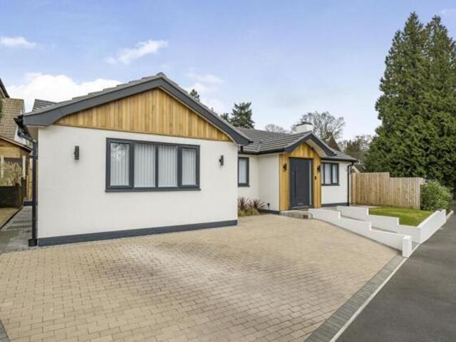 3 Bedroom Bungalow Chandler's Ford Chandler's Ford 90852741