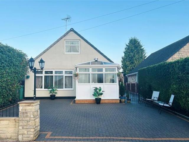3 Bedroom Bungalow Chesterfield Derbyshire 98154146