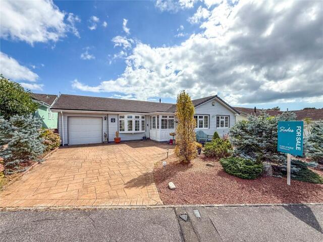 3 Bedroom Bungalow Christchurch Dorset 98278107