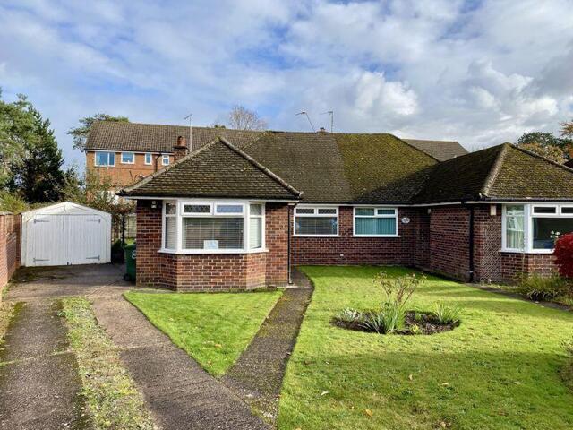 3 Bedroom Bungalow Cuddington Cheshire West And Chester 99735843