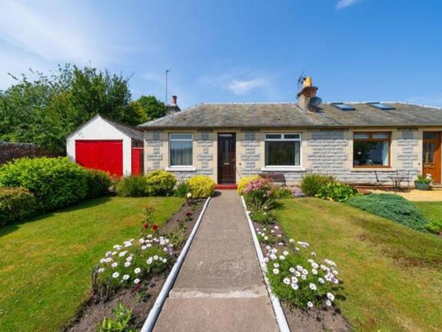 3 Bedroom Bungalow Cupar Fife LS98765657
