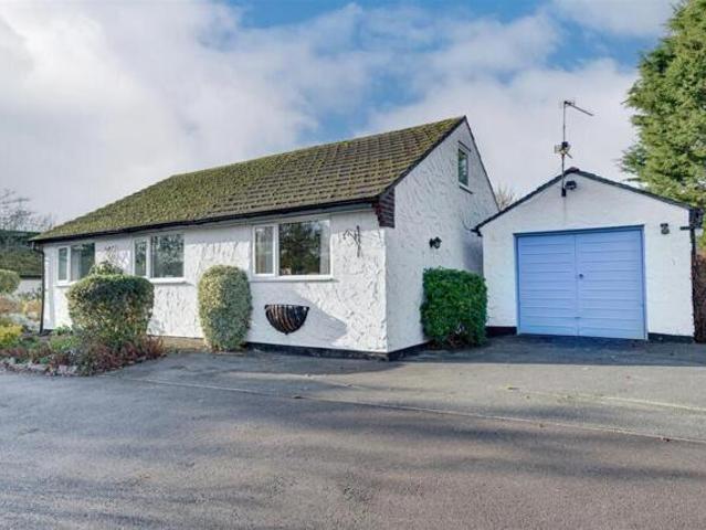 3 Bedroom Bungalow Astbury Cheshire East LS99161563