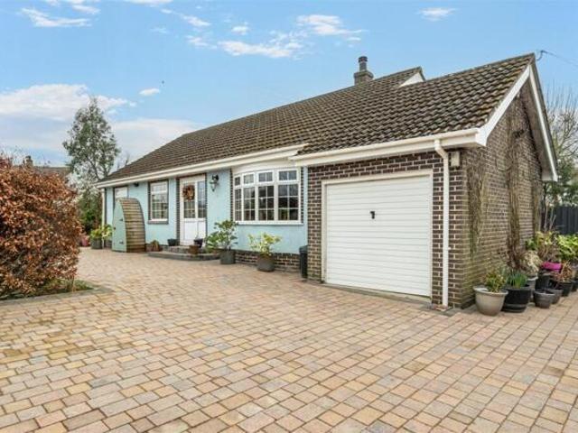 3 Bedroom Bungalow Aspatria Cumbria LS101025774