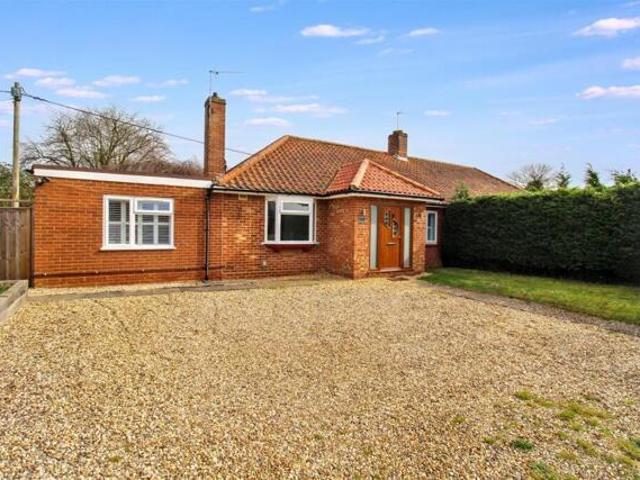 3 Bedroom Bungalow Aylsham Norfolk LS101025875