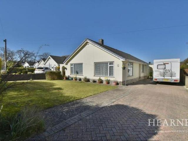 3 Bedroom Bungalow Bournemouth Dorset LS100787152
