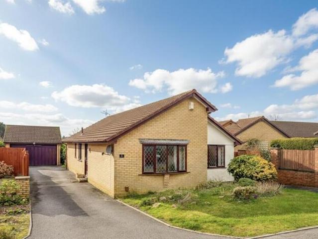 3 Bedroom Bungalow Bournemouth Dorset 100649176