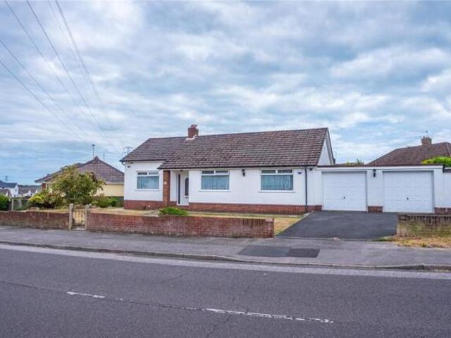 3 Bedroom Bungalow Bournemouth Poole 100541278