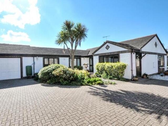 Bungalow 3 Bedroom Bognor Regis West Sussex 88773820