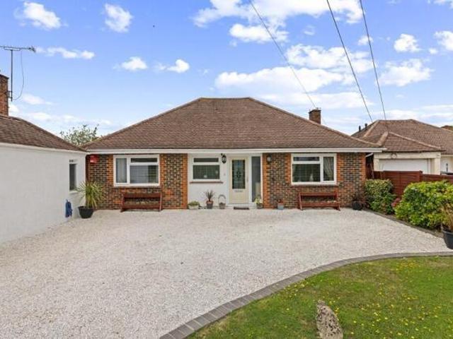 3 Bedroom Bungalow Bognor Regis West Sussex 101676390