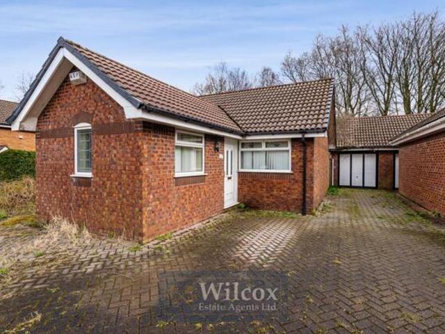 3 Bedroom Bungalow Bolton Bolton 100988147