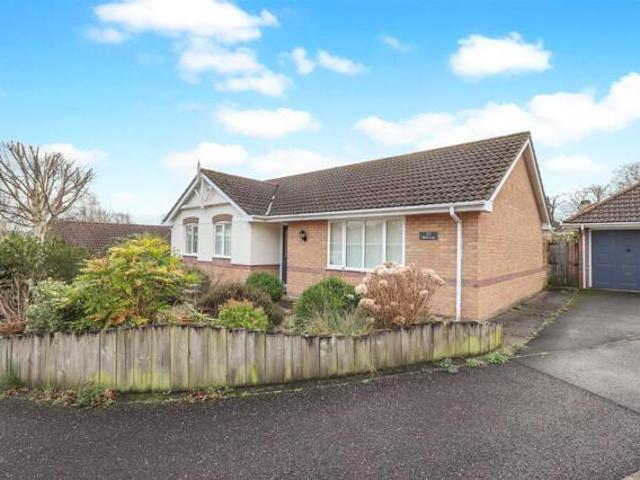3 Bedroom Bungalow Bideford Devon LS99475697