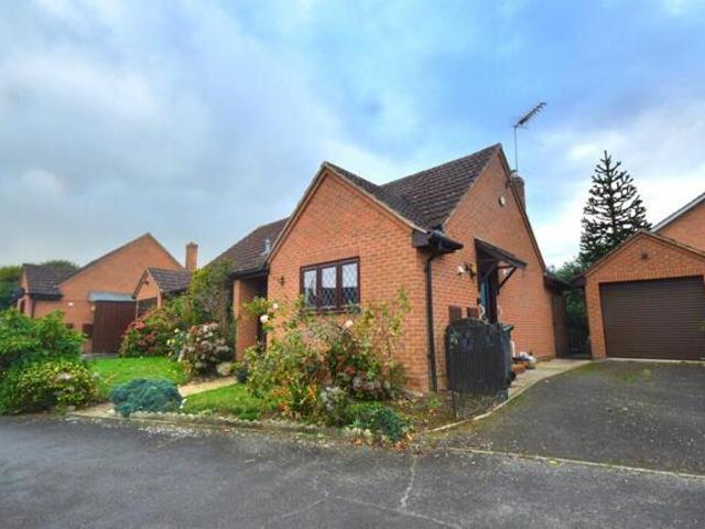 3 Bedroom Bungalow Braintree Essex 101199934