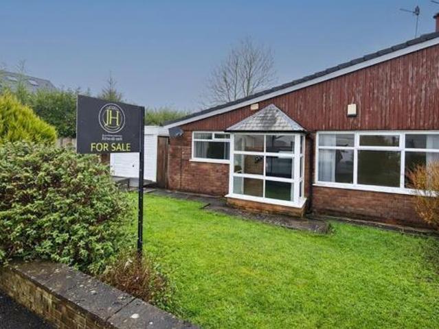 3 Bedroom Bungalow Bury Bury LS98503875