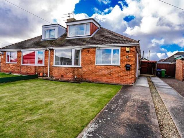 3 Bedroom Bungalow Grimsby North East Lincolnshire 99808542