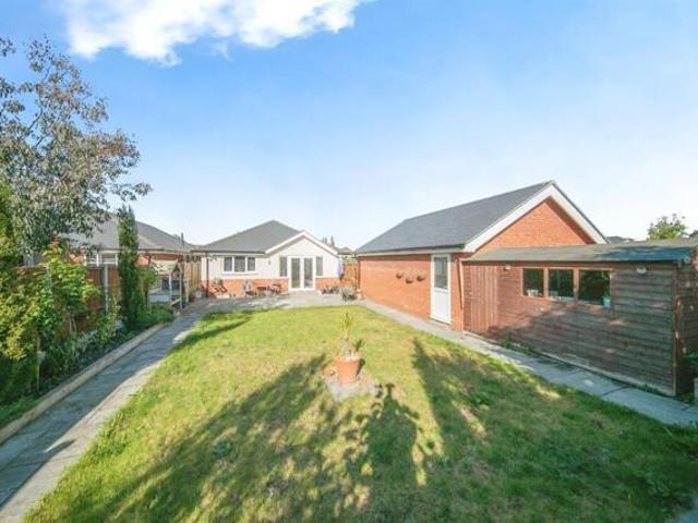 3 Bedroom Bungalow Dovercourt Essex 94422637