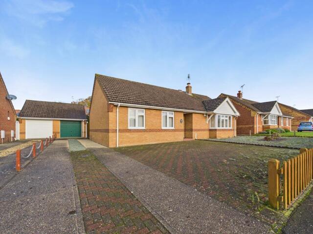 3 Bedroom Bungalow Downham Market Norfolk LS99475917