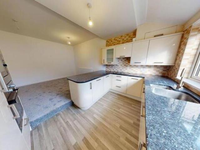 3 Bedroom Bungalow Doncaster Doncaster 98864411