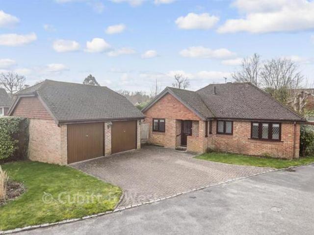 3 Bedroom Bungalow East Sussex East Sussex 99571958