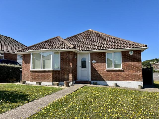 3 Bedroom Bungalow East Sussex East Sussex 99952211