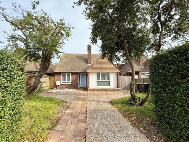 3 Bedroom Bungalow Eastbourne East Sussex 101675156
