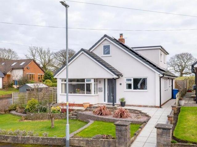 3 Bedroom Bungalow Eccleston Cheshire 100398229