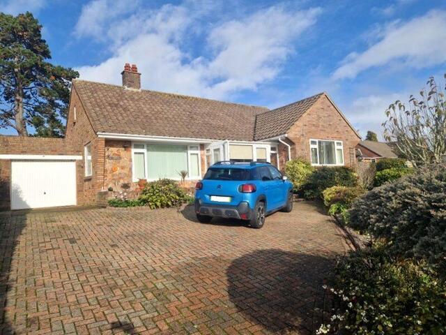 3 Bedroom Bungalow Exmouth Devon 99523378