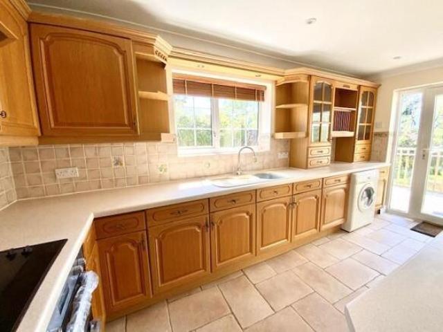 3 bedroom bungalow for rent in Church Lane, Loughton, Milton Keynes, MK5 8AS, MK5