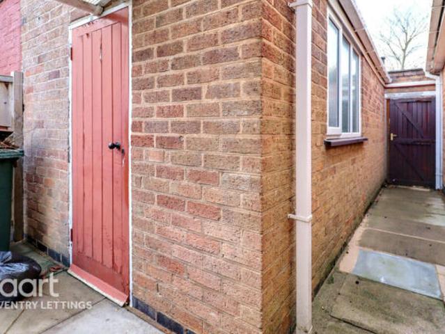 3 bedroom bungalow for rent in Brentwood Avenue, COVENTRY, CV3