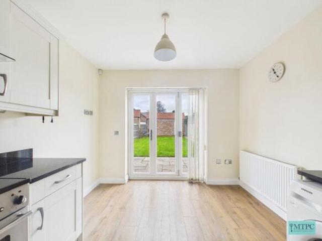 3 bedroom bungalow for rent in Dales Court, York, YO31