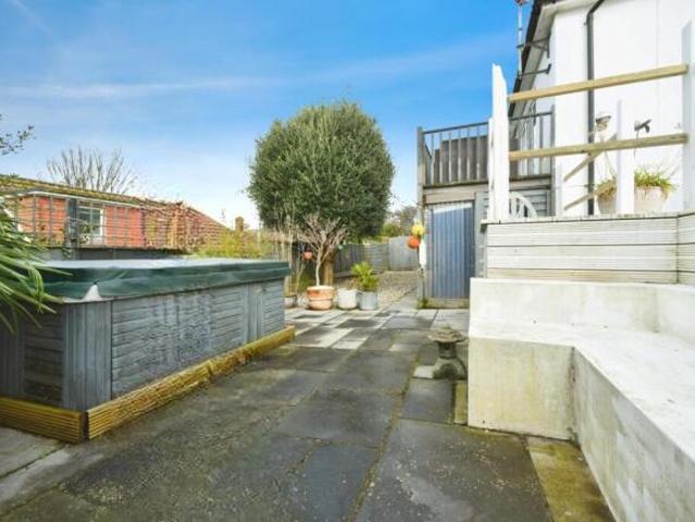 3 bedroom bungalow for rent in Edward Avenue, Saltdean BN2 8QJ, BN2