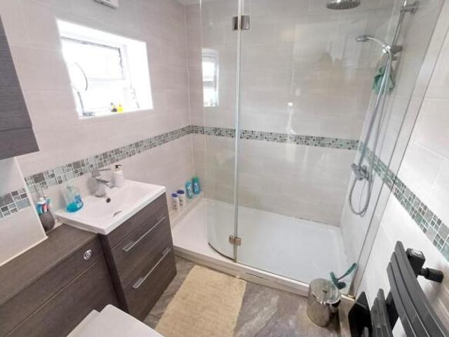 3 bedroom bungalow for rent in Faversham Road, Whitstable, CT5